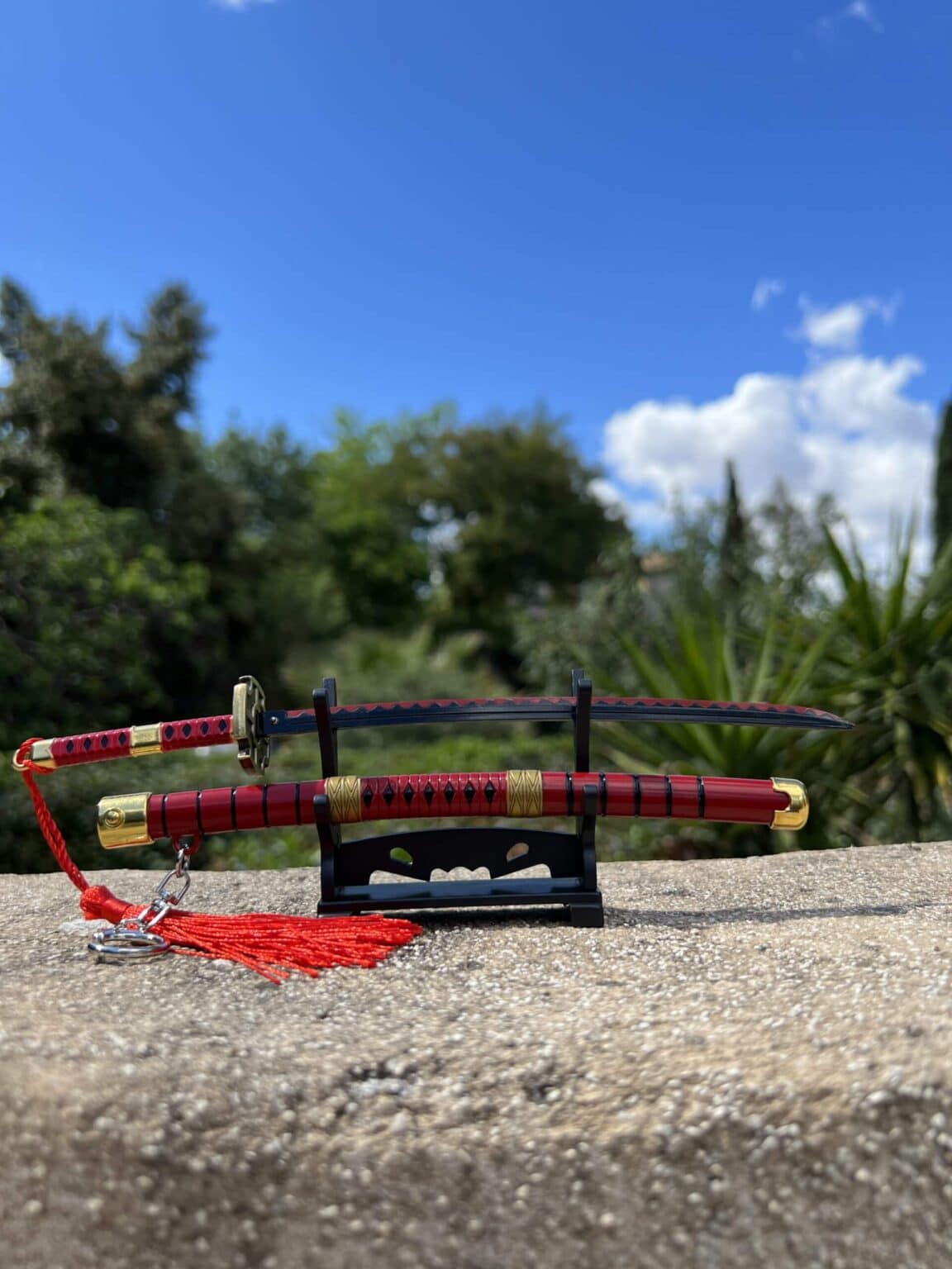 Mini Katana Sandai Kitetsu One Piece + Support | Katana Heaven